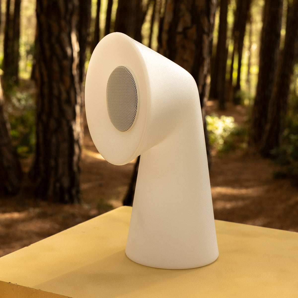 Illuminated Portable Speaker Pipa Play | Newgarden® – Newgarden Shop EU
